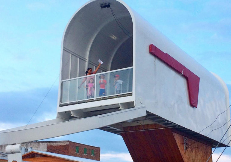 Find the world's largest things in Casey, Illinois - Chicago Parent