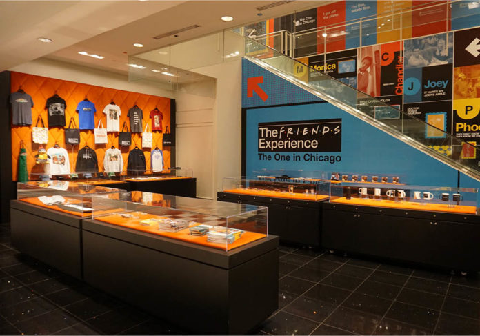 The Friends Experience Brings '90s TV Show Pop-Up to Chicago - Chicago ...