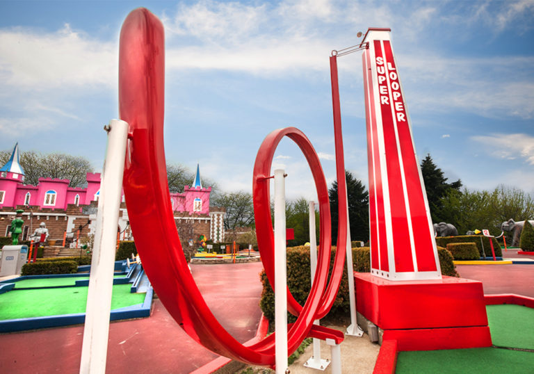 Best Outdoor Mini Golf Courses in Chicagoland - Chicago Parent
