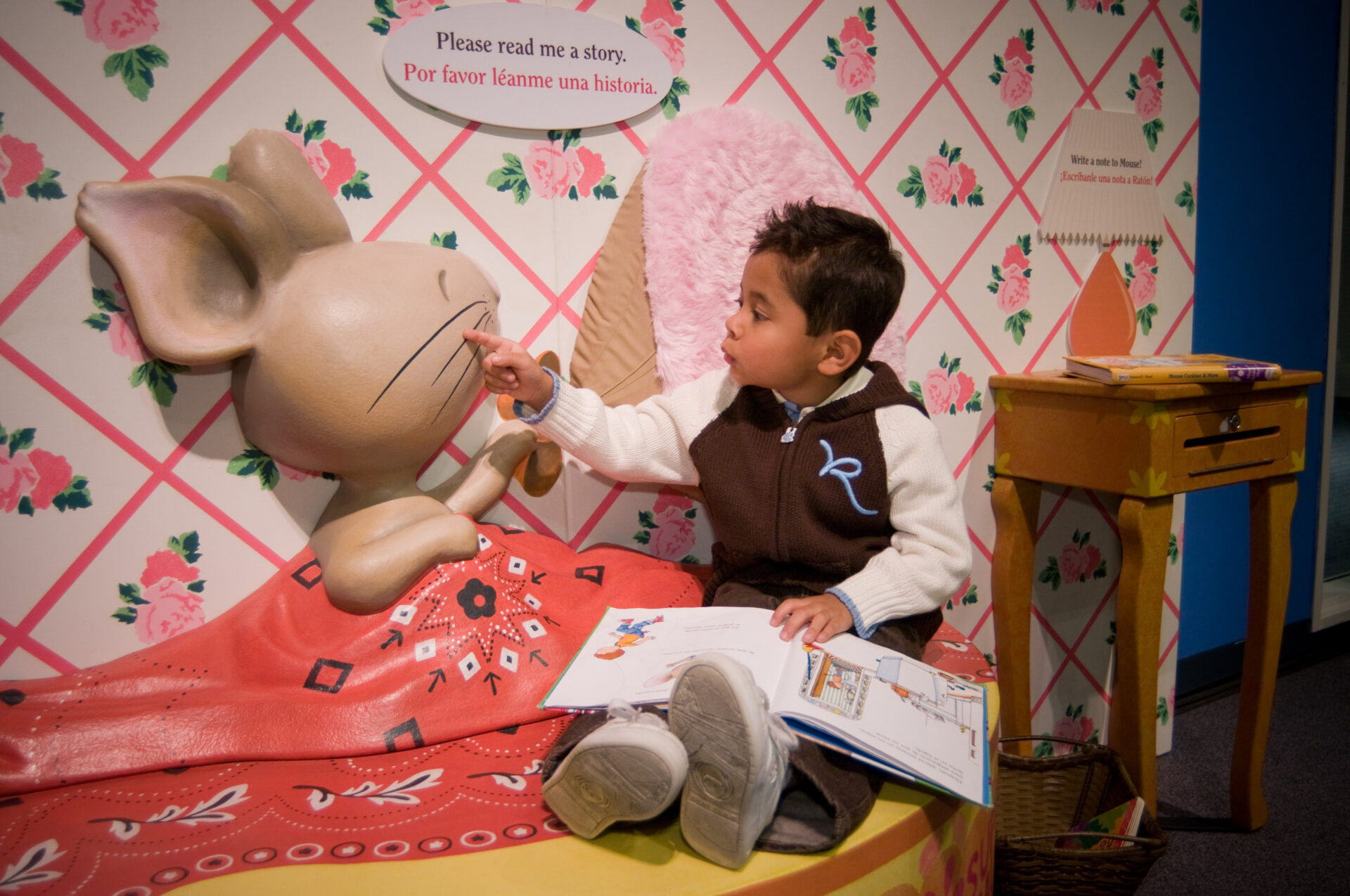 Storyland Exhibit Opens at Chicago Children's Museum - Chicago Parent