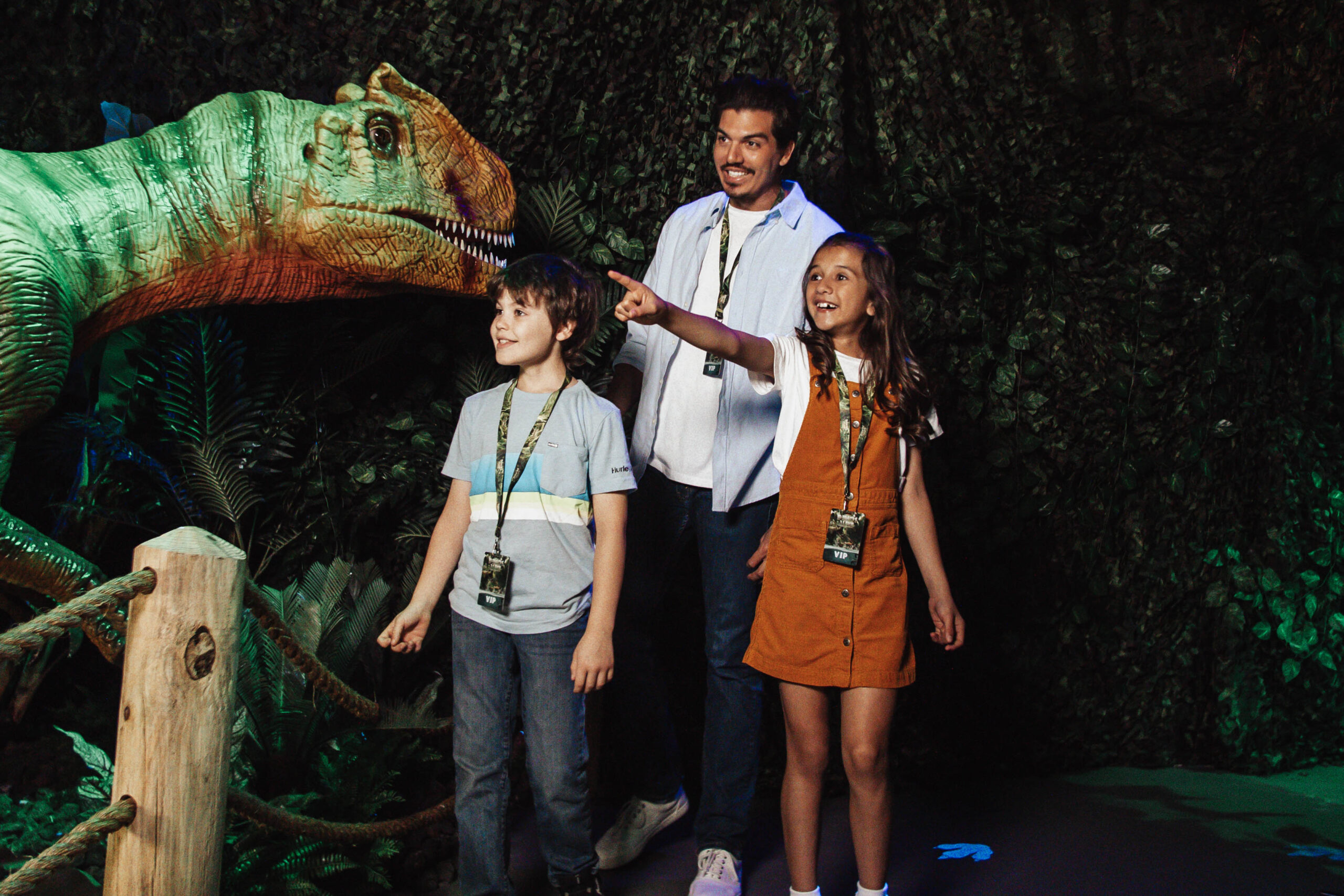 New Dinos Alive Exhibit Coming to Logan Square - Chicago Parent